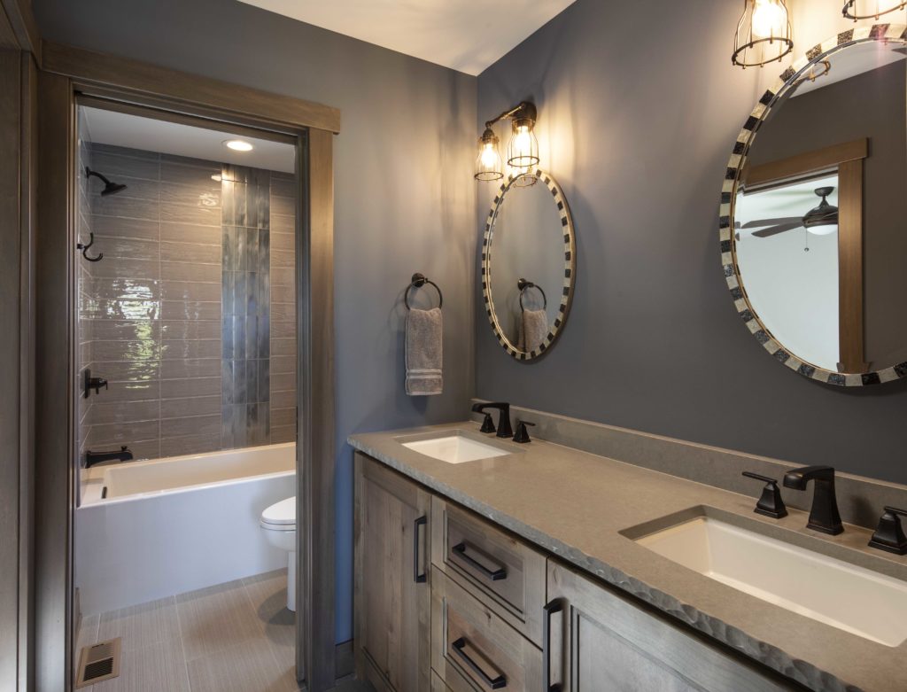 Ceyaka Trail - Ruby+Suede