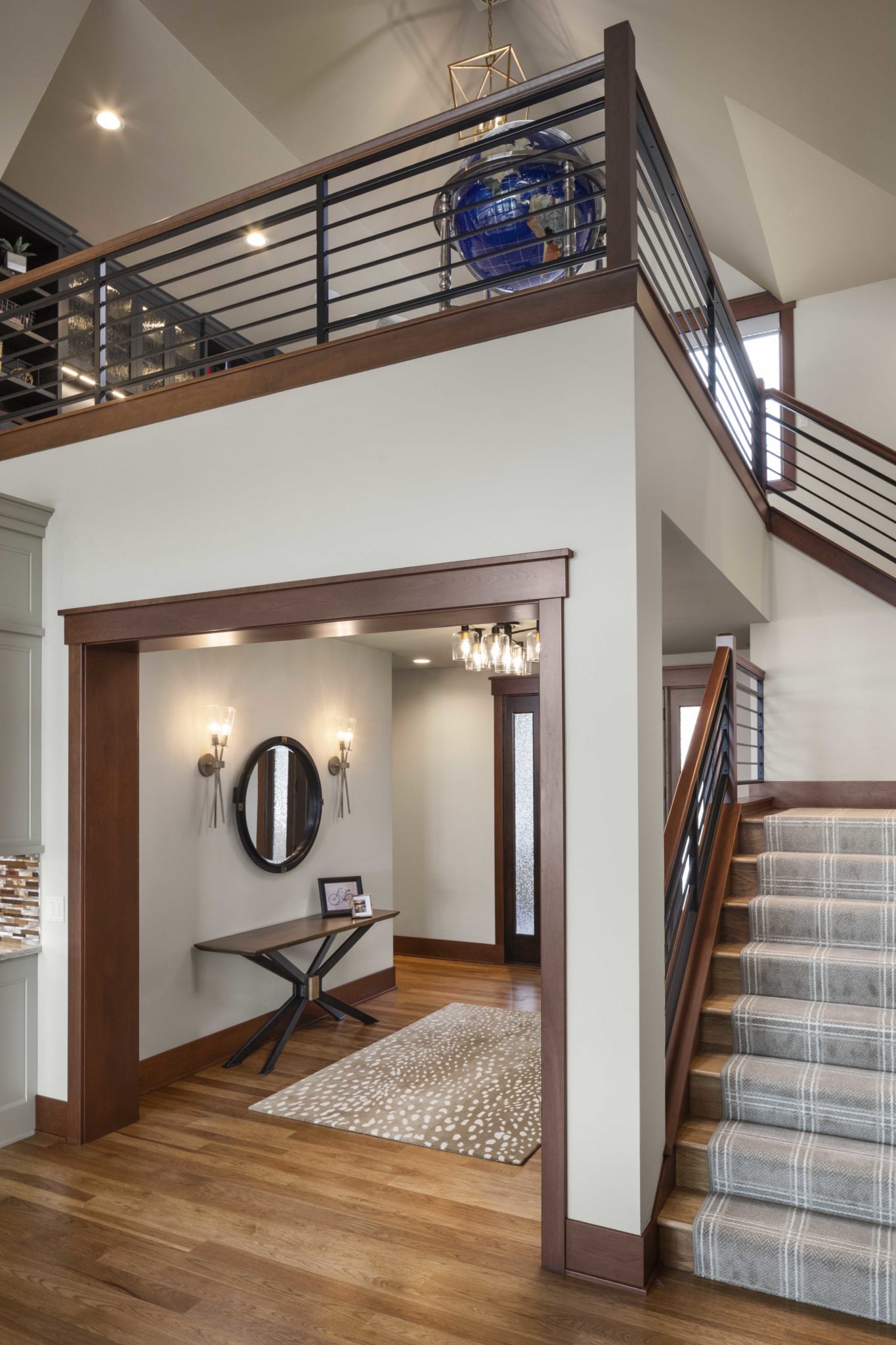 Glendale Avenue - Ruby+Suede