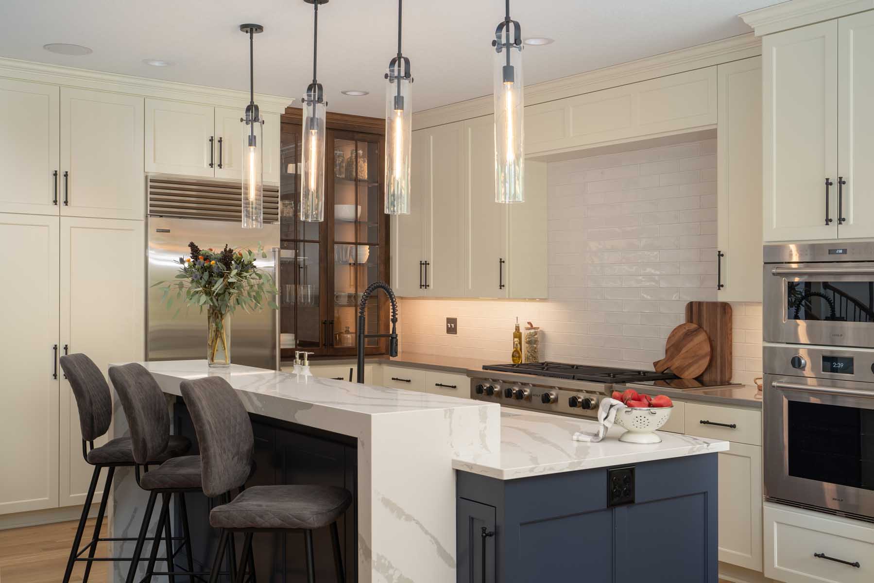 Malibu Drive - Ruby+Suede